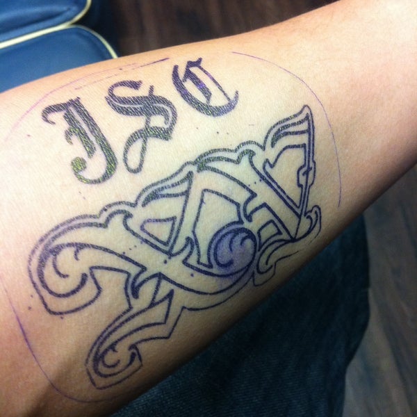 Gastown Tattoo Parlour - Gastown - 106 W Cordova St