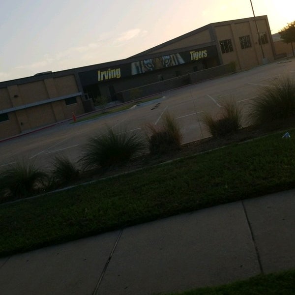 Irving High School - 900 N O Connor Rd
