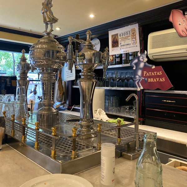 Taberna La Daniela - Spanish Restaurant in Madrid