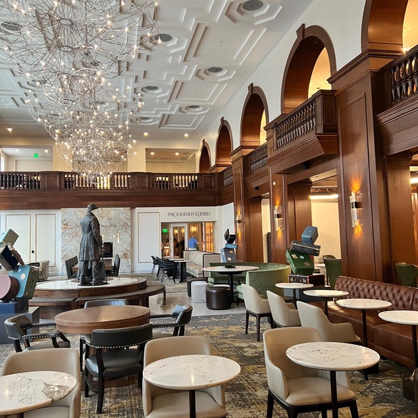 Hotel Fort Des Moines - Downtown Des Moines - Des Moines, IA