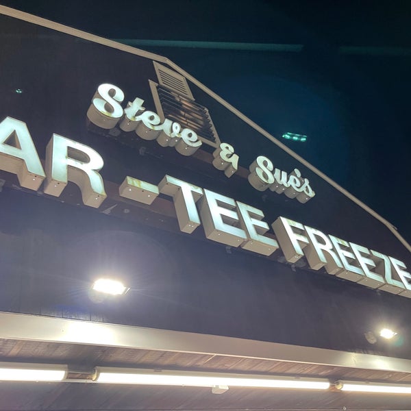 Steve & Sue's Par-Tee Freeze - Ice Cream Parlor in Hyannis
