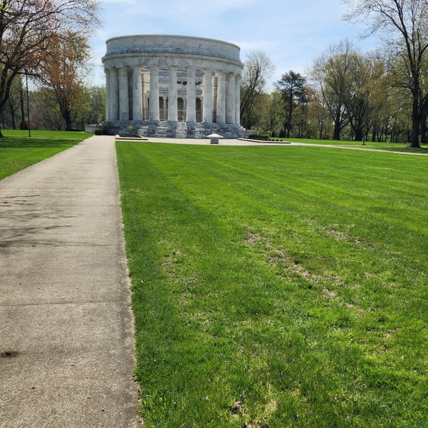 Photos at Harding Tomb - Vernon Heights Blvd