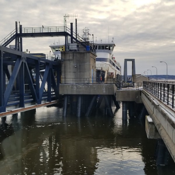 Digby Ferry - Boat or Ferry