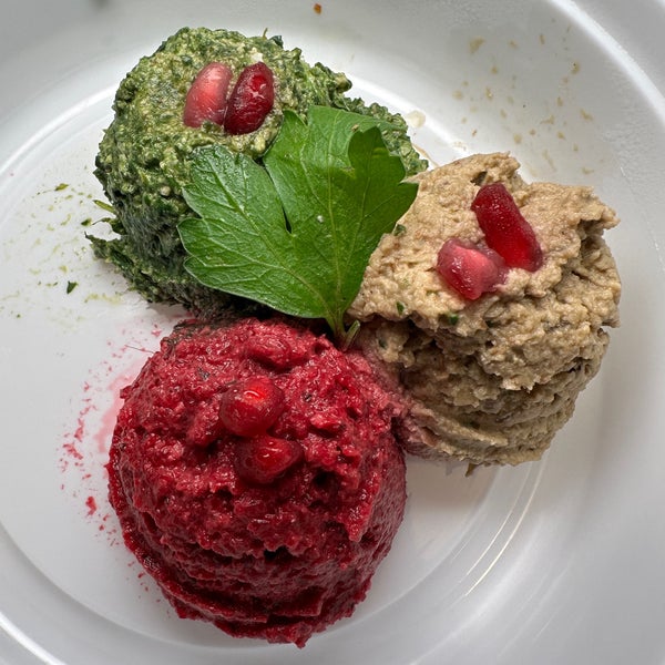 Saami Somi - Caucasian Restaurant in Chinatown