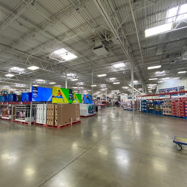 Sam's Club - 8 tips from 1040 visitors