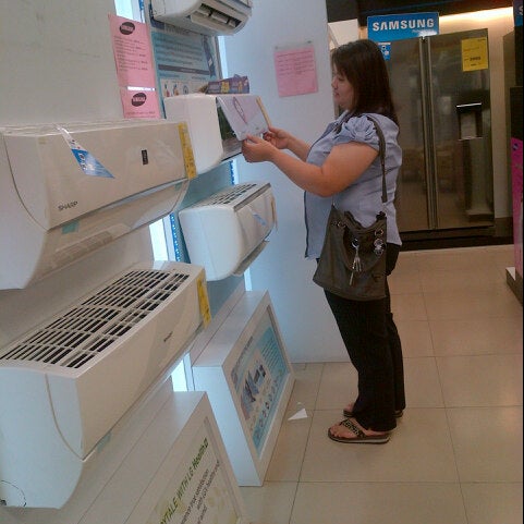 Courts Mammoth - Furniture / Home Store in Bintulu