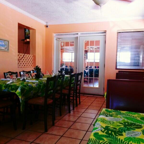 Sammy's Restaurant - Rock Sound, Eleuthera