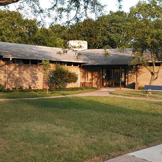 Henry Inman Branch of Woodbridge Public Library - 1 tip