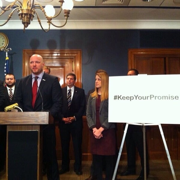 Photos at Dirksen Senate Office Building South Cafeteria Buffet ...