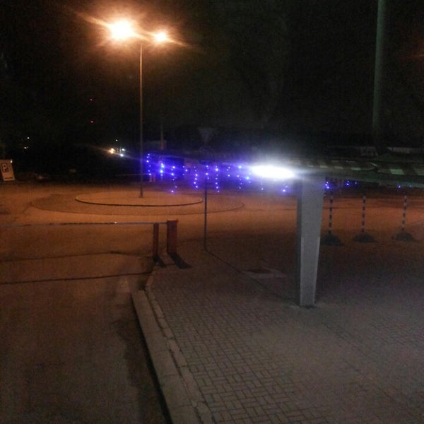 Paesilla bussipeatus - Pae - Laagna tee