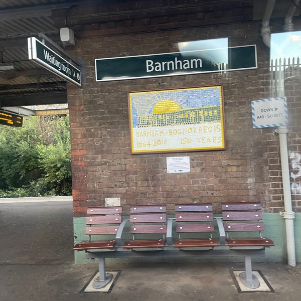 Barnham Railway Station (BAA) - Rail Station in Barnham