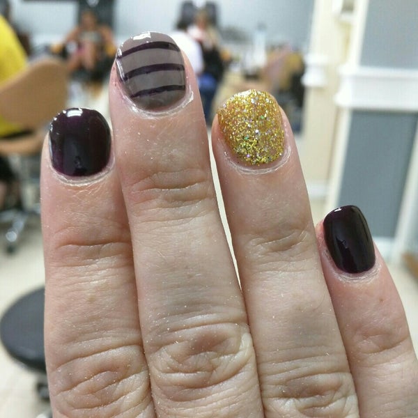 top hb nails - Cosmetics Store in Downtown Huntington Beach