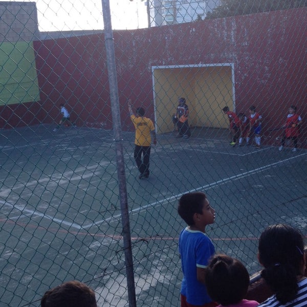 Parque del Maestro - Athletics & Sports