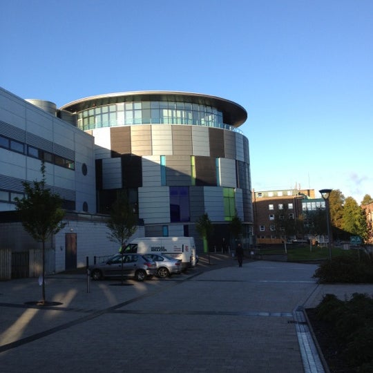 Calman Learning Centre - College Academic Building