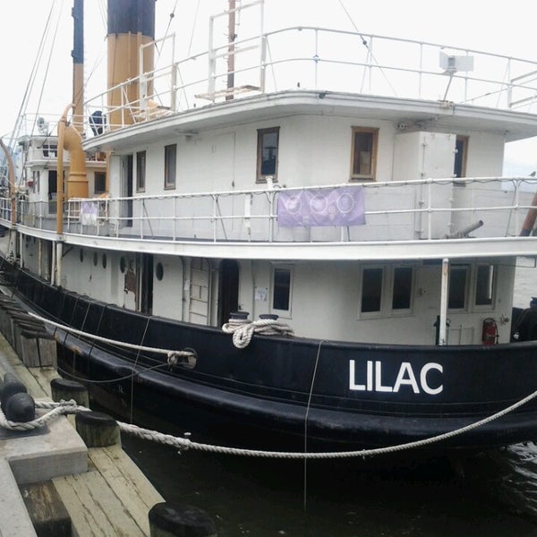 Lighthouse Tender LILAC