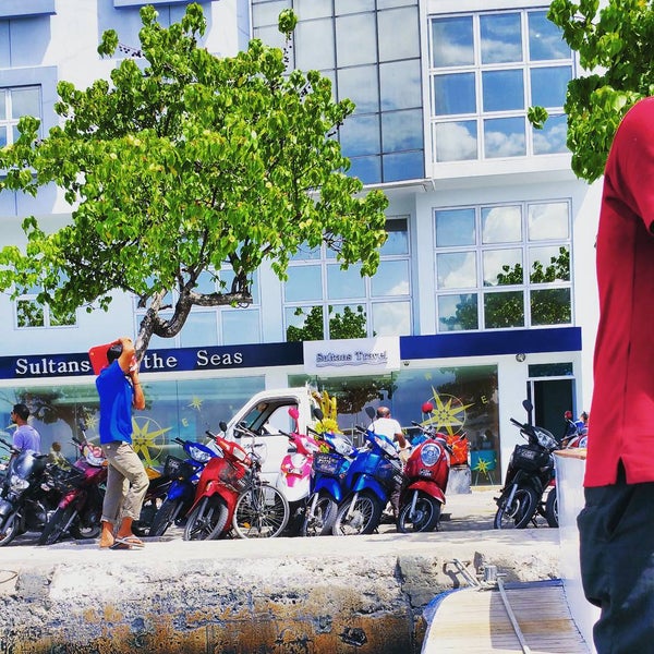 Jetty No: 4 - Pier in Malé