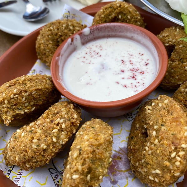 Aroos Damascus Restaurant - المرقبات - Al Jazeera St