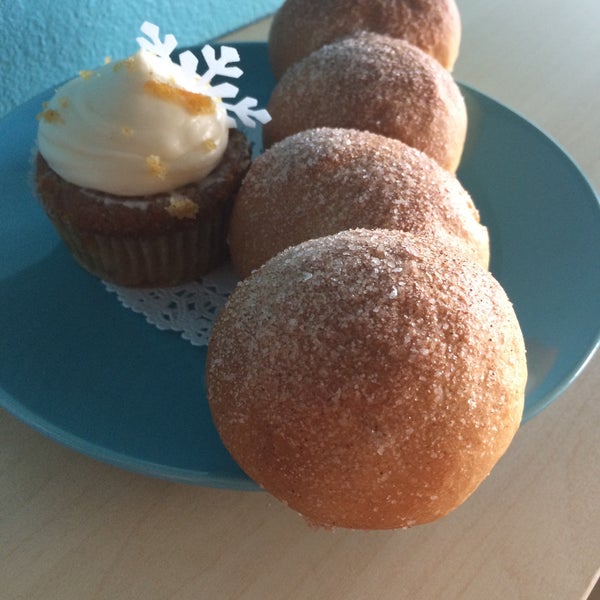 Double Cake Baking Studio