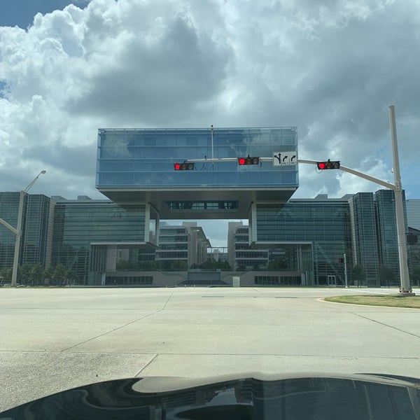 ExxonMobil Houston Campus - Spring - 22777 Springwoods Village Pkwy