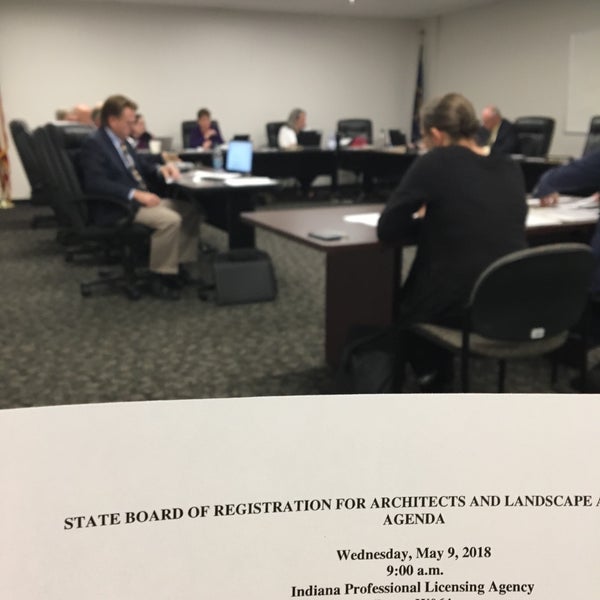 Indiana Government Center South - Government Building in Downtown ...