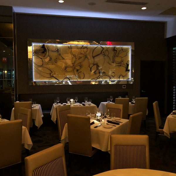 Morton's The Steakhouse - Steakhouse