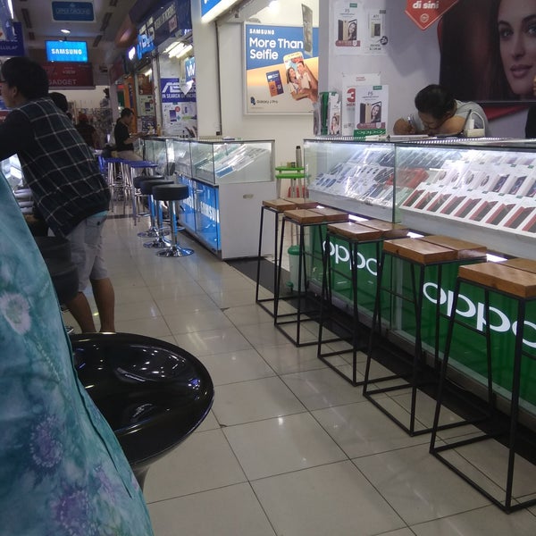 Jogjatronik - Shopping Mall in Yogyakarta