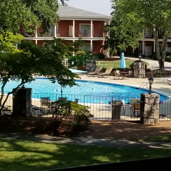 The Inn at Stone Mountain Park - Stone Mountain, GA