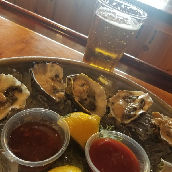 The Schooner - Seafood Restaurant in Netarts