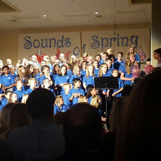 Silver Creek Elementary School - Elementary School