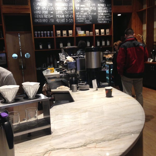 Mudhouse - 213 W Main St