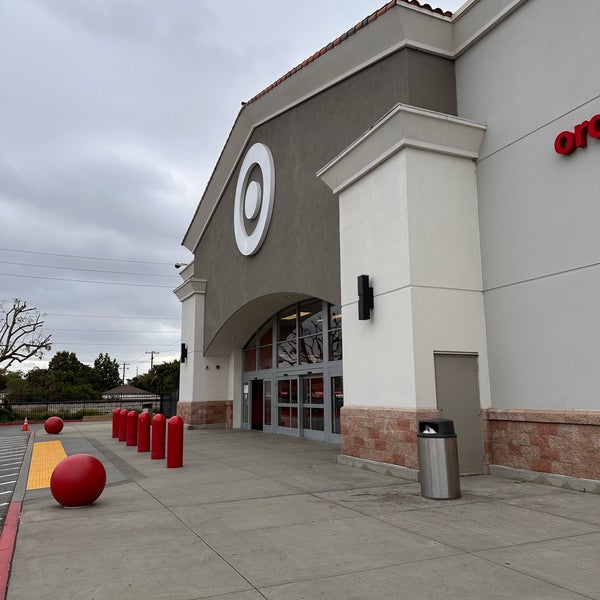 Target - Big Box Store in Norwalk