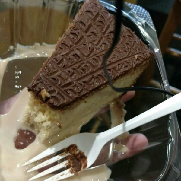 Kristoffer's Café & Bakery - East Pilsen - 1733 S Halsted St