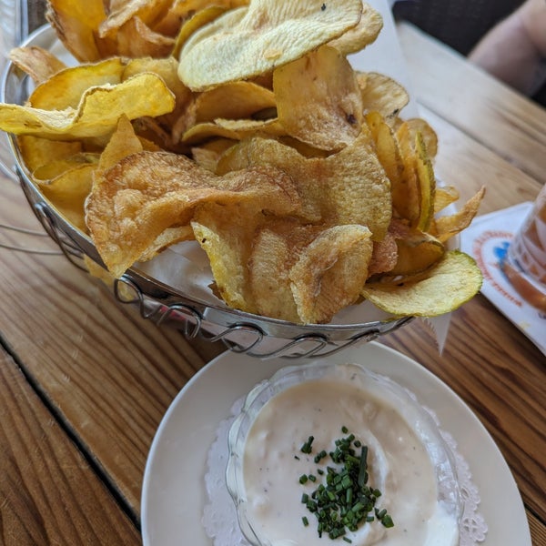 Riva Grill - American Restaurant