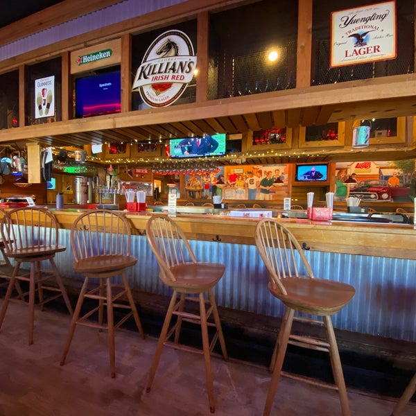 Logan's Roadhouse - 24 tips