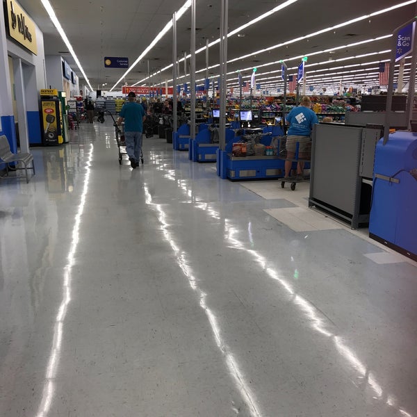 Walmart Supercenter - 2795 North Rd