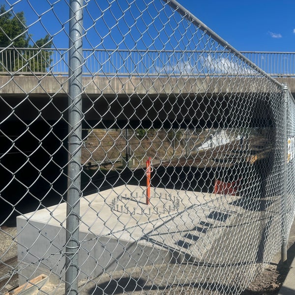 Rhodes Waterside - Shopping Mall