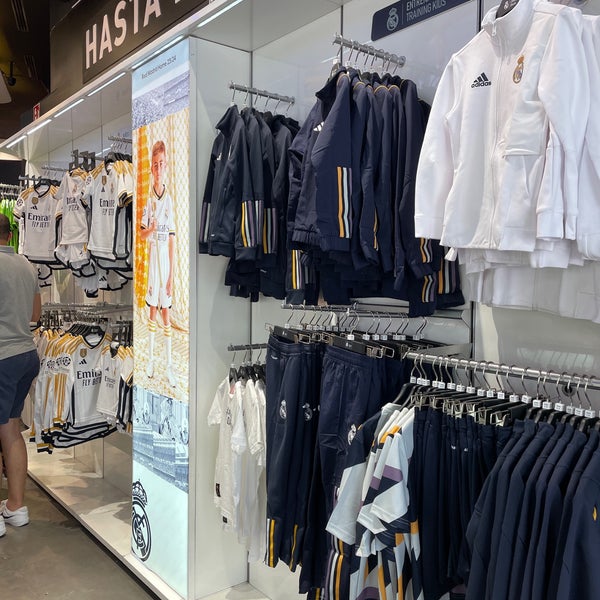 Real Madrid Official Store - Gran Vía - 31 Gran Vía