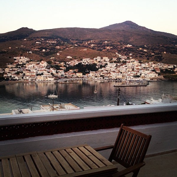 Μπατσί (Batsi) - Κυκλάδες, Κυκλάδες