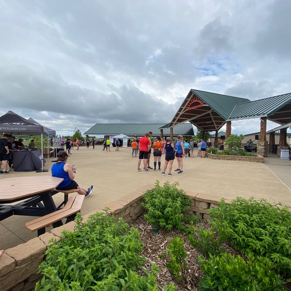 370 Lakeside Park - 1000 Lakeside Park Dr