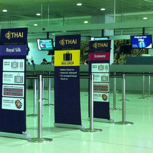 Thai Airways Check-in Counter - 4 tips
