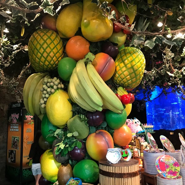 Photos at Rainforest Cafe - Sawgrass Mills - 59 tips