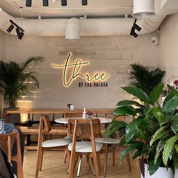 Three By Eva Halasa - Bakery in جميرا الثانية