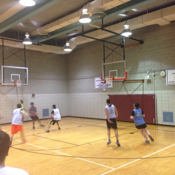 Manhattan High School - PS 35 - High School in Hell's Kitchen