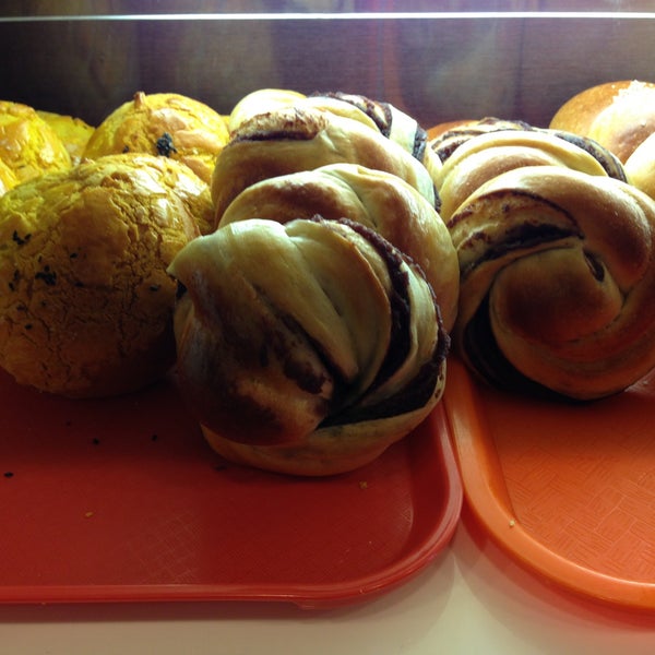 Tea Shop & Bakery 茶坊港式快餐 - 8 tips from 509 visitors