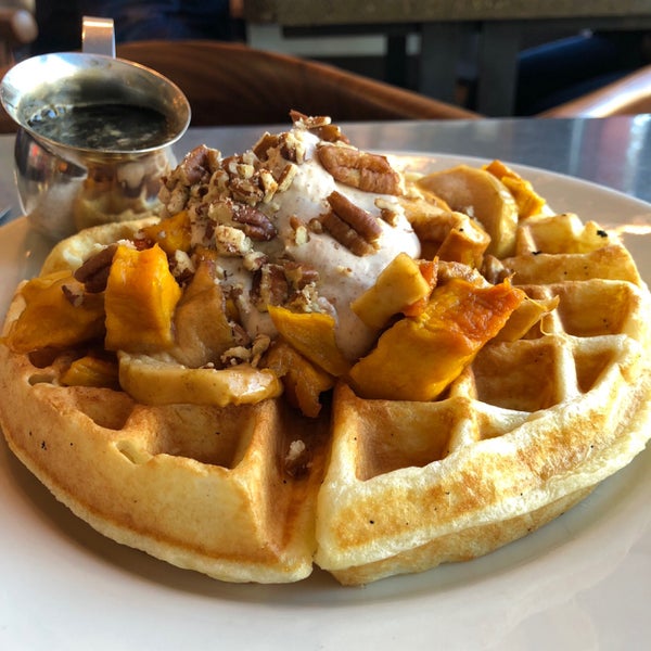 Macrina Bakery - Bakery in West Queen Anne