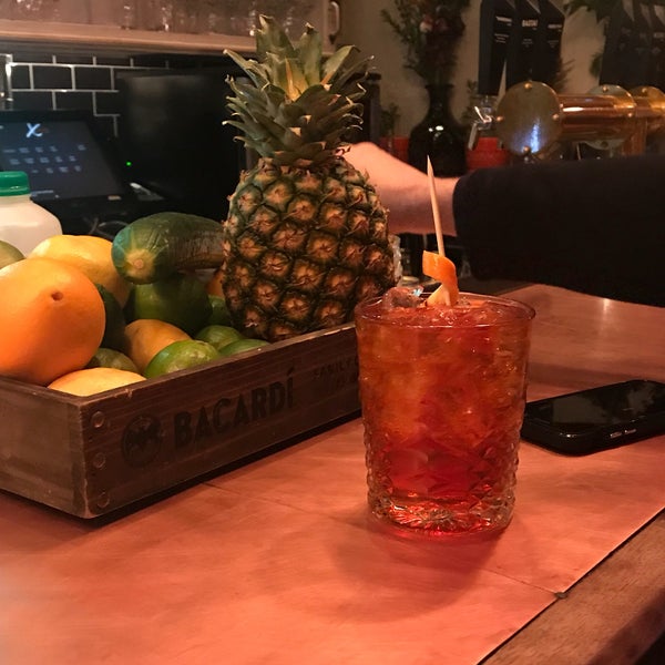 Photos at Santos Tapas Bar - Vieux-Montréal - 34 tips