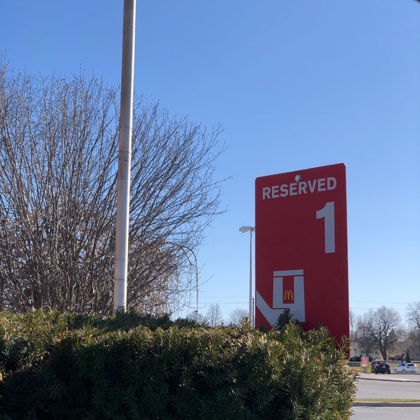McDonald's - Fast Food Restaurant in CFB Kingston