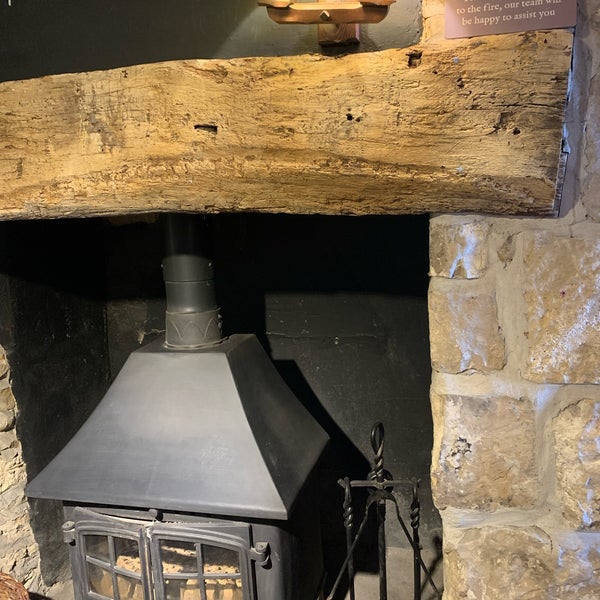 Hawes Inn - Pub in South Queensferry