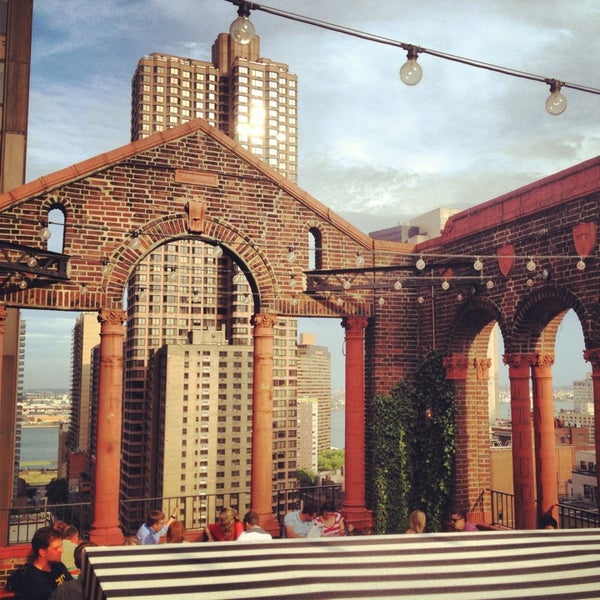 Photos at Pod 39 Rooftop Bar - Cocktail Bar in Murray Hill