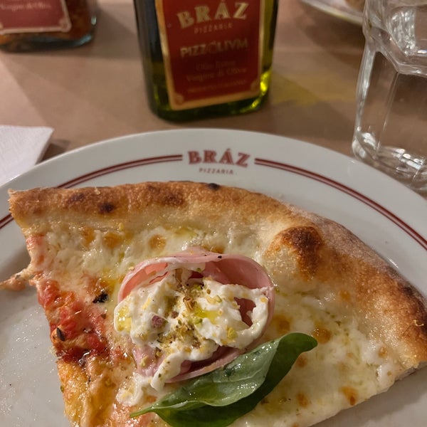 Bráz Pizzaria - Pizza Place in São Paulo